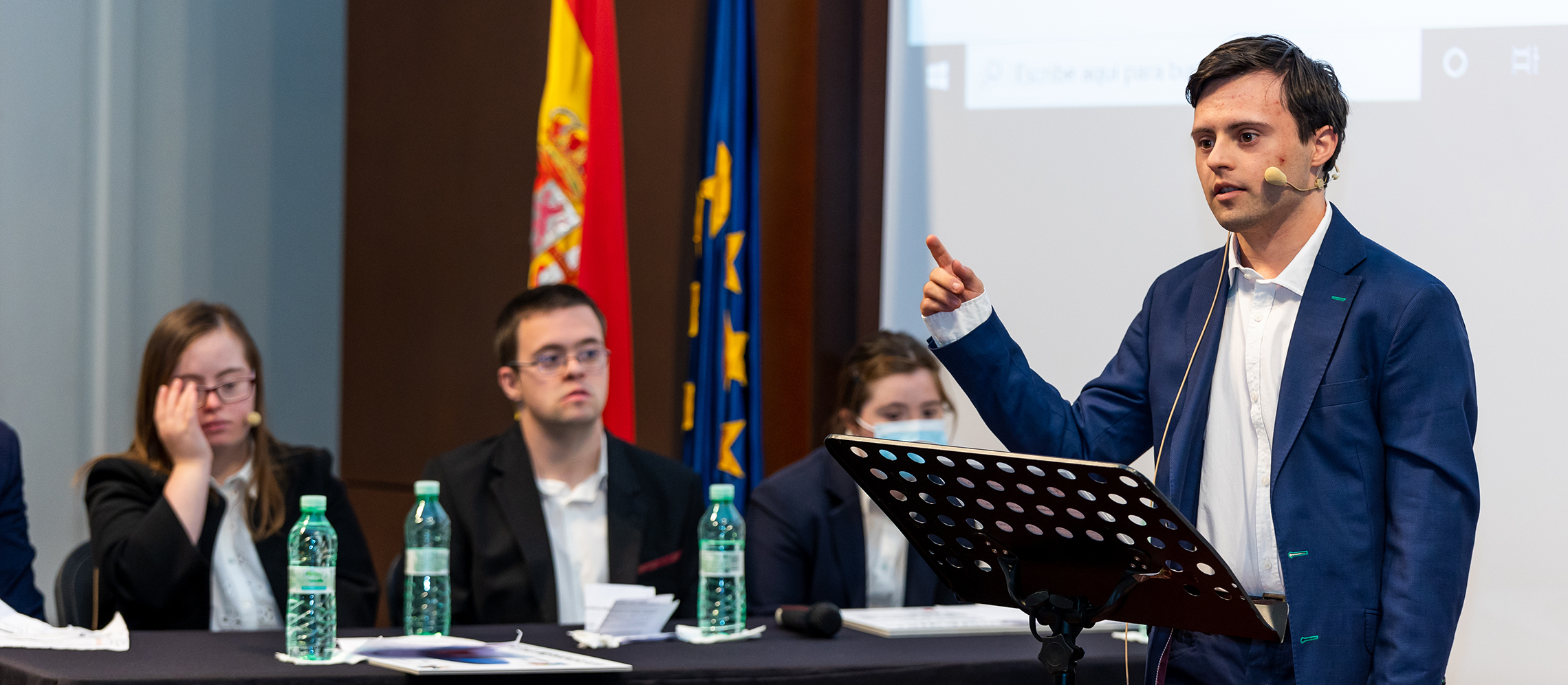 Madrid acoge la primera liga de debate entre jóvenes con discapacidad intelectual - LEDU