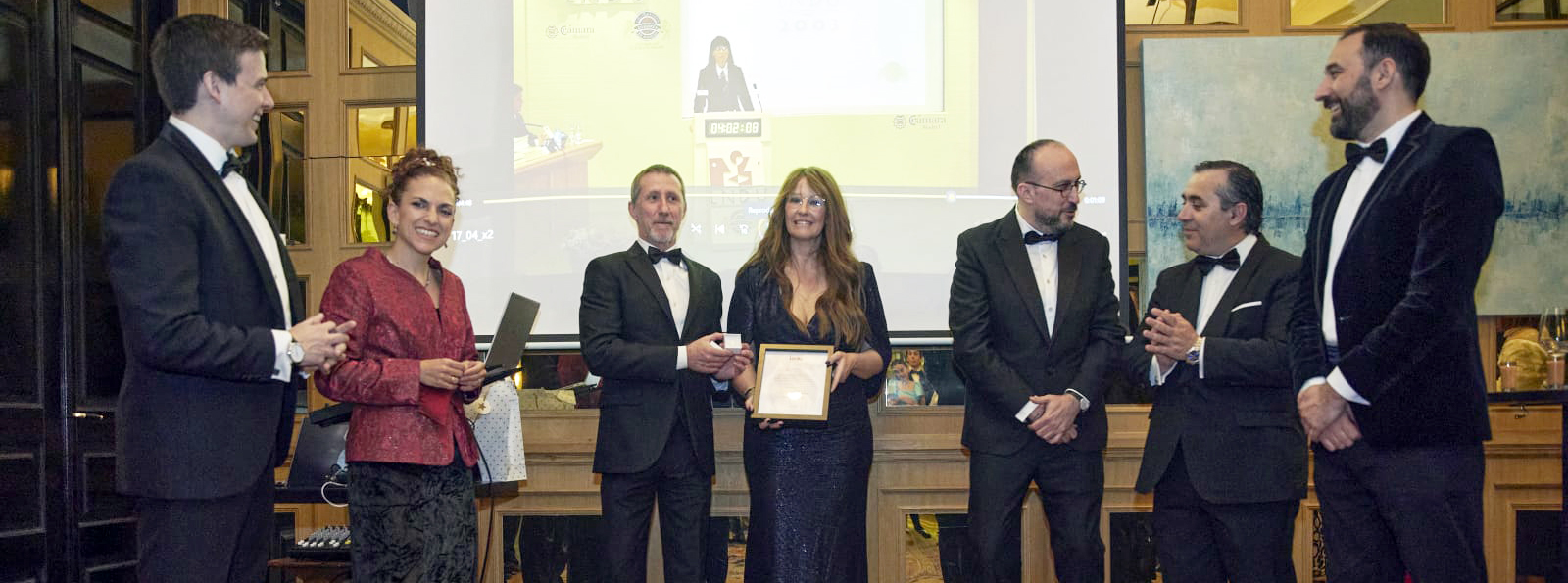 María Sarabia primera embajadora oficial de Ledu