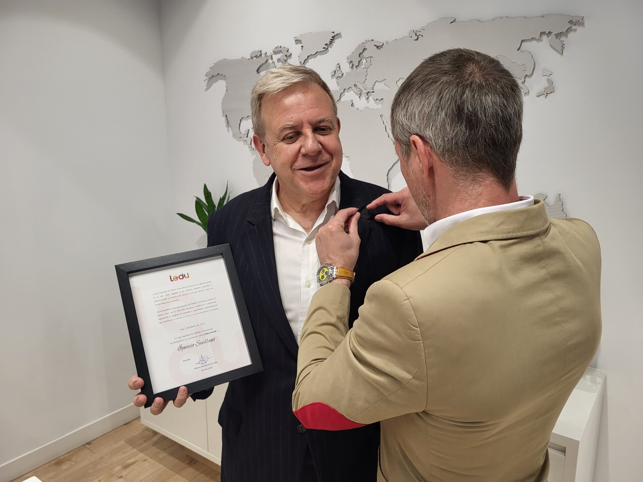 Ignacio Sevillano embajador de Ledu